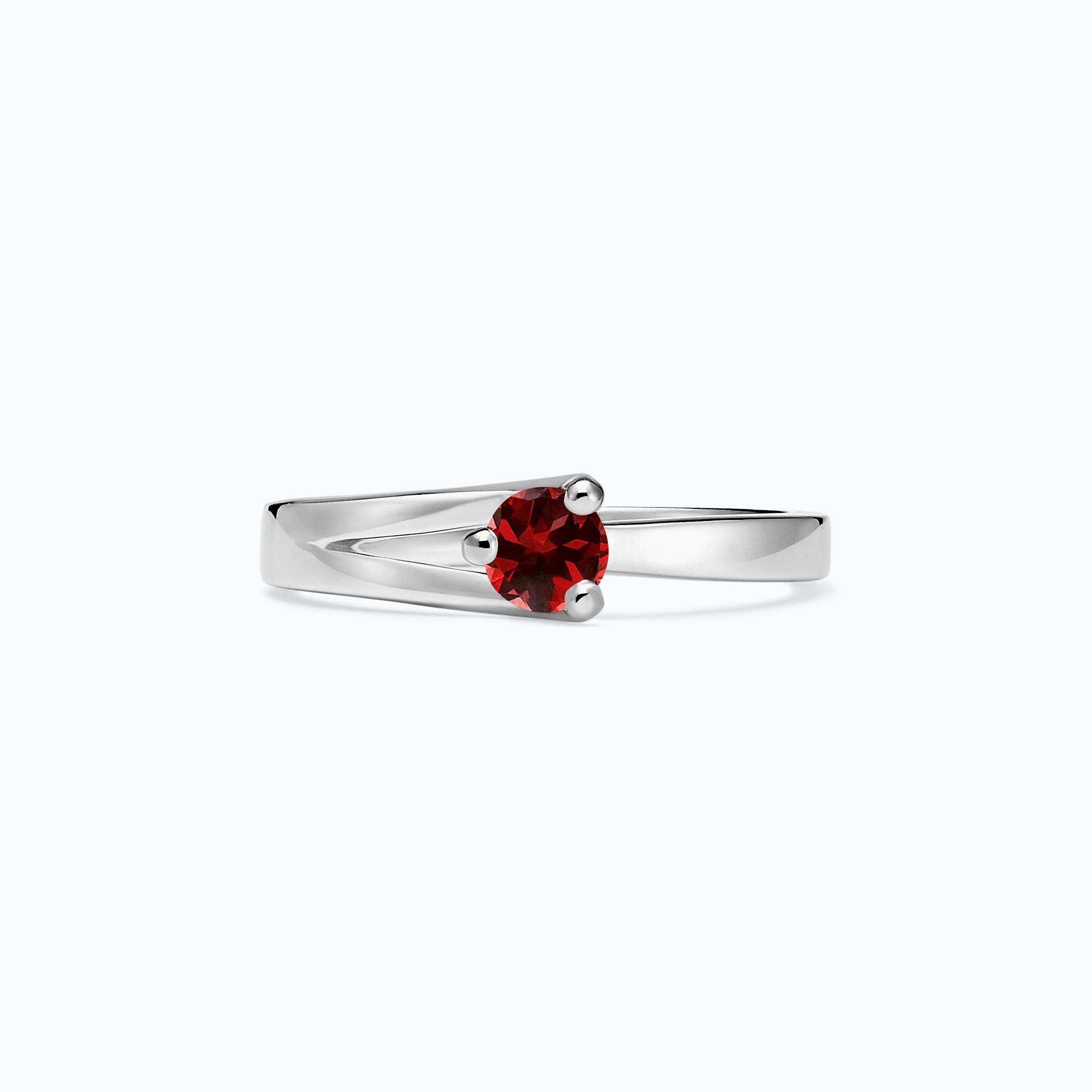 Solitaire Étoile Saphir Rouge 4.5 mm